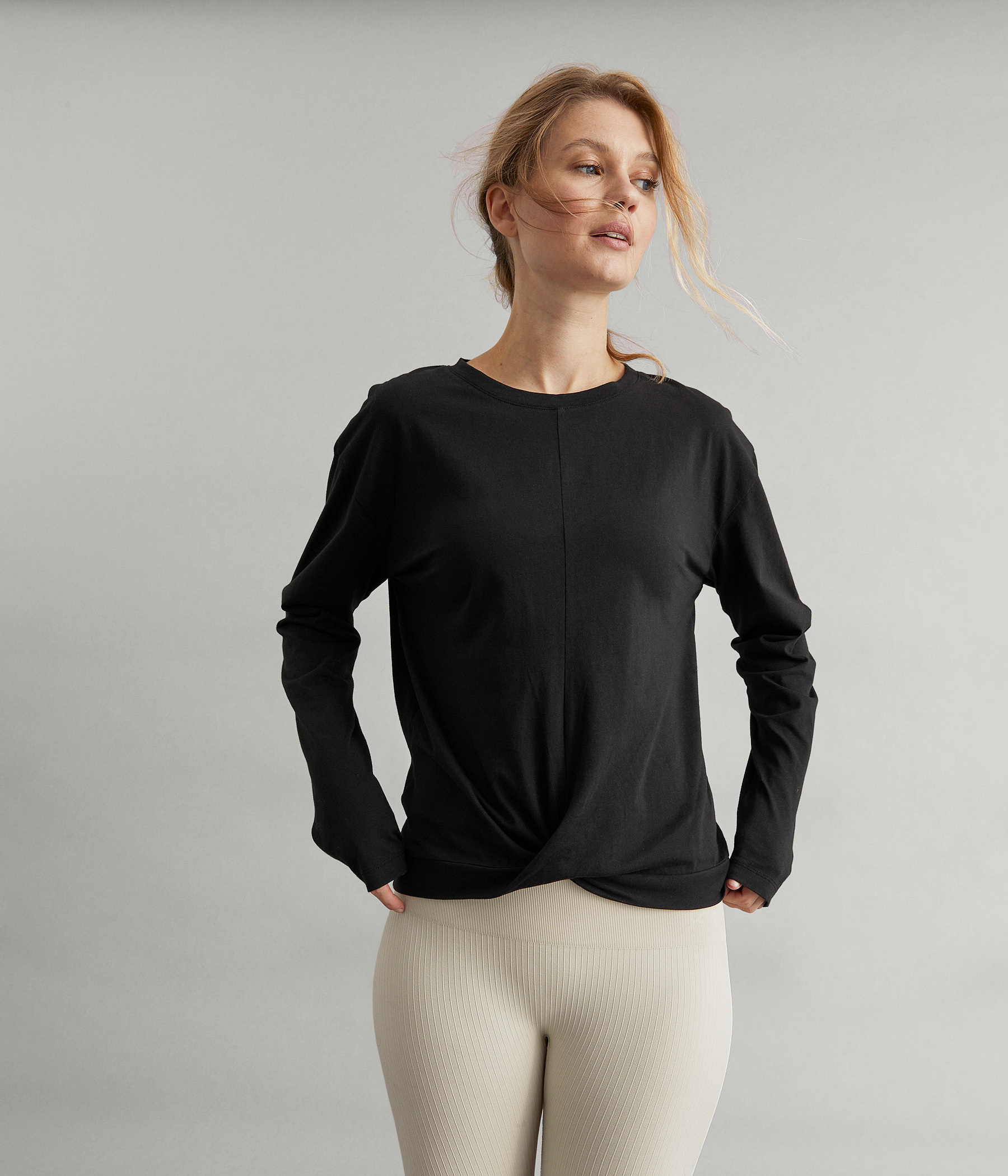 Långärmad topp med drapering