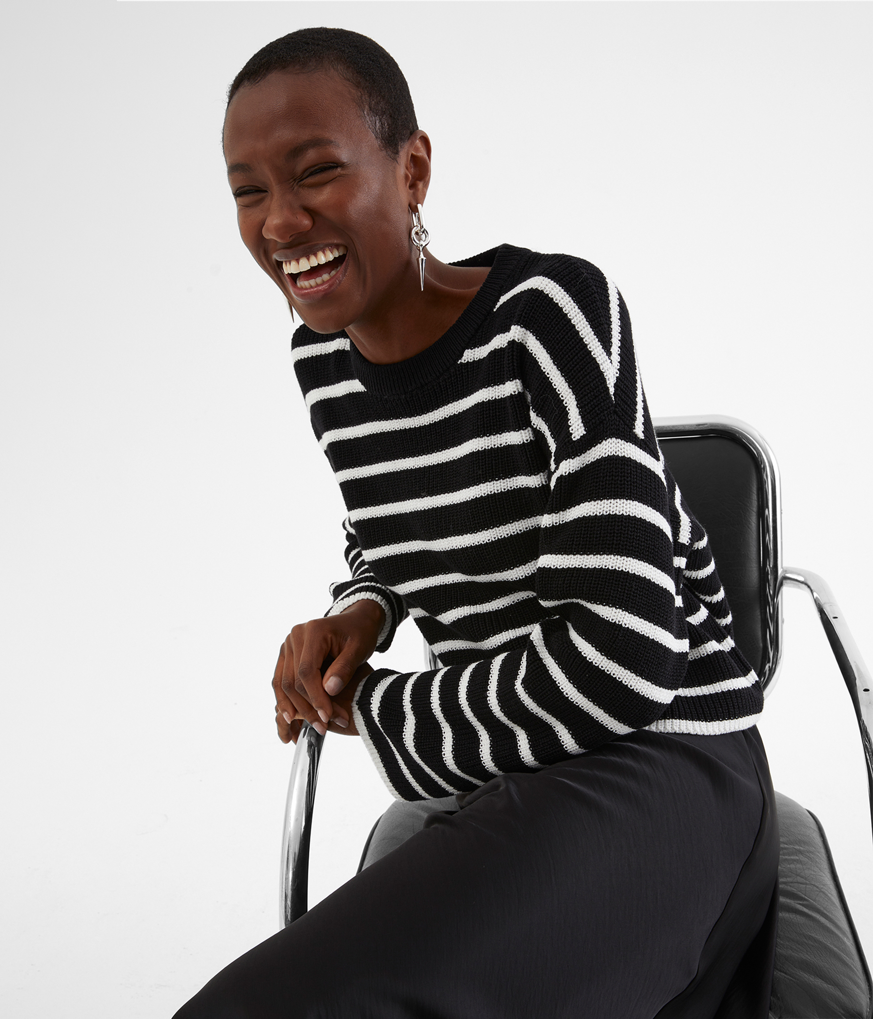 Randig stickad tröja