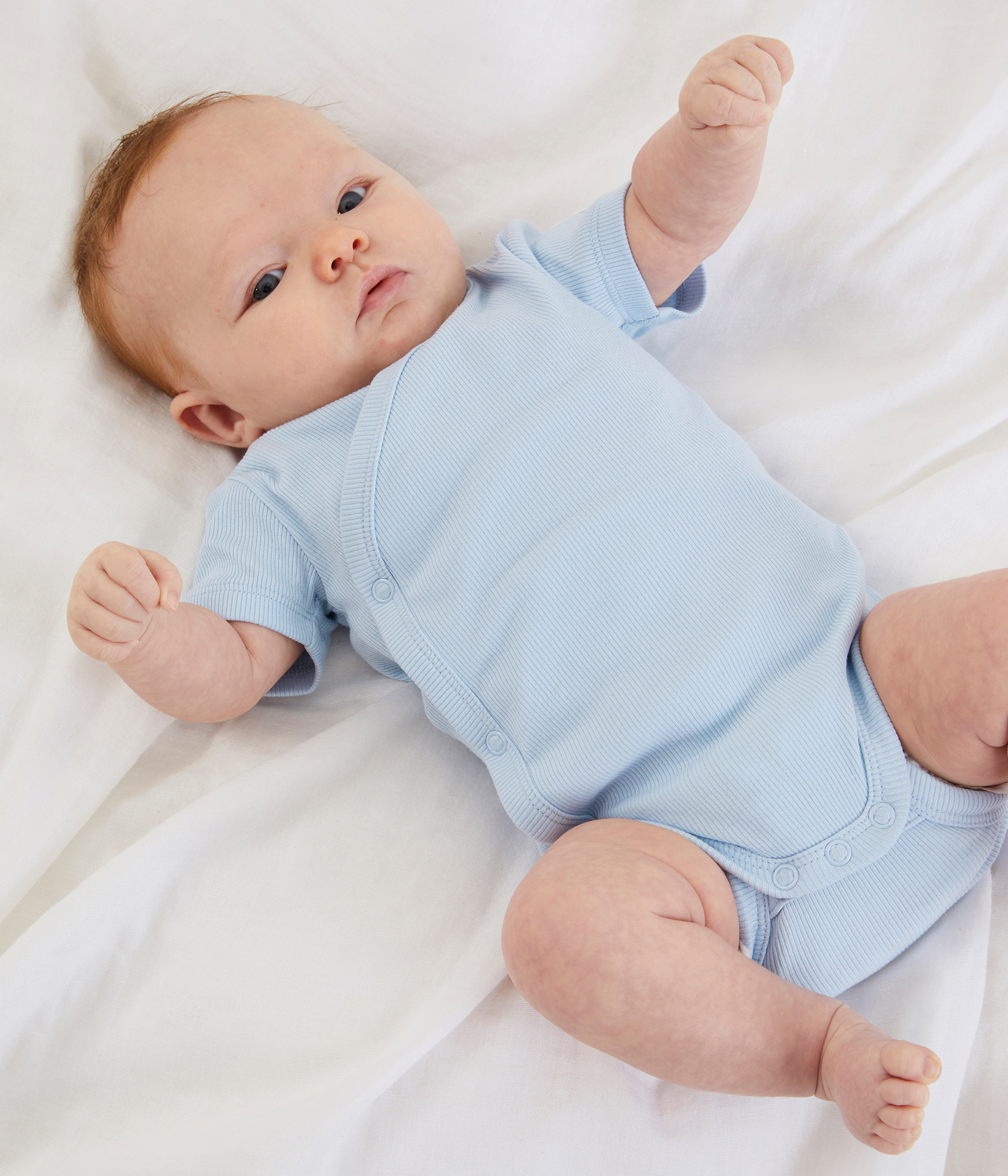 Kortermet ribbestrikket body