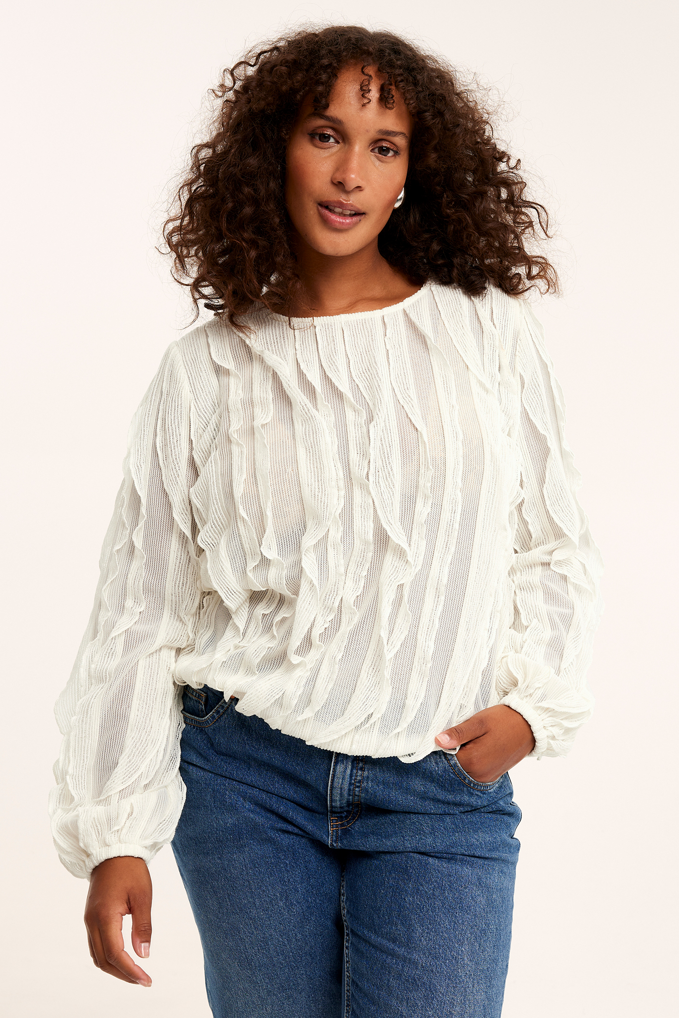 Topp med volanger | Offwhite | Dam | Kappahl