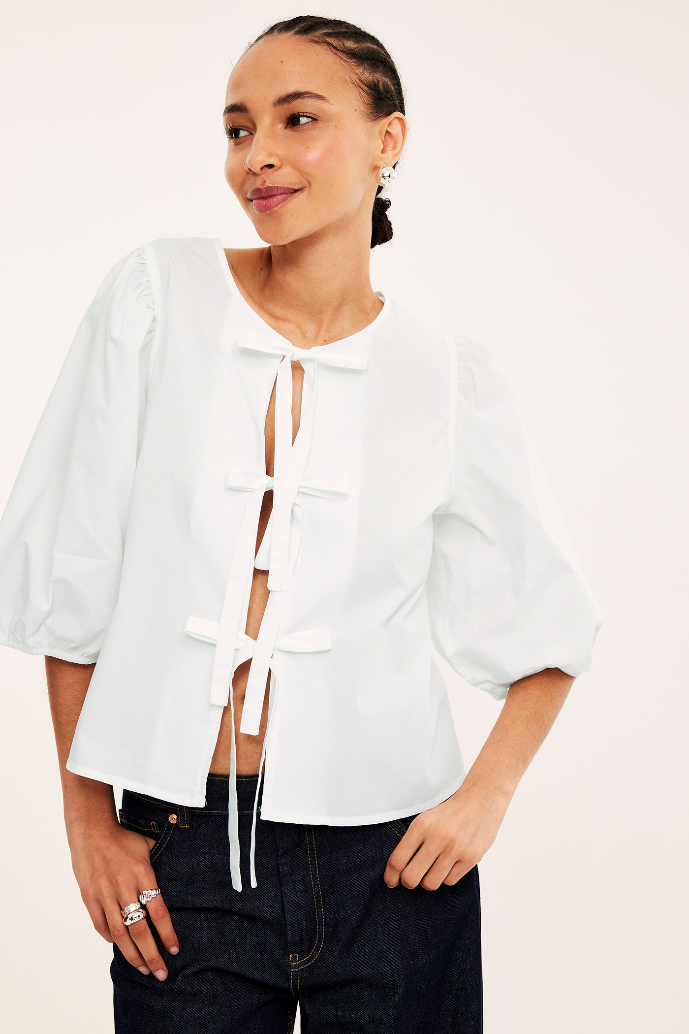 Blus med knytning fram | Vit | Dam | Kappahl