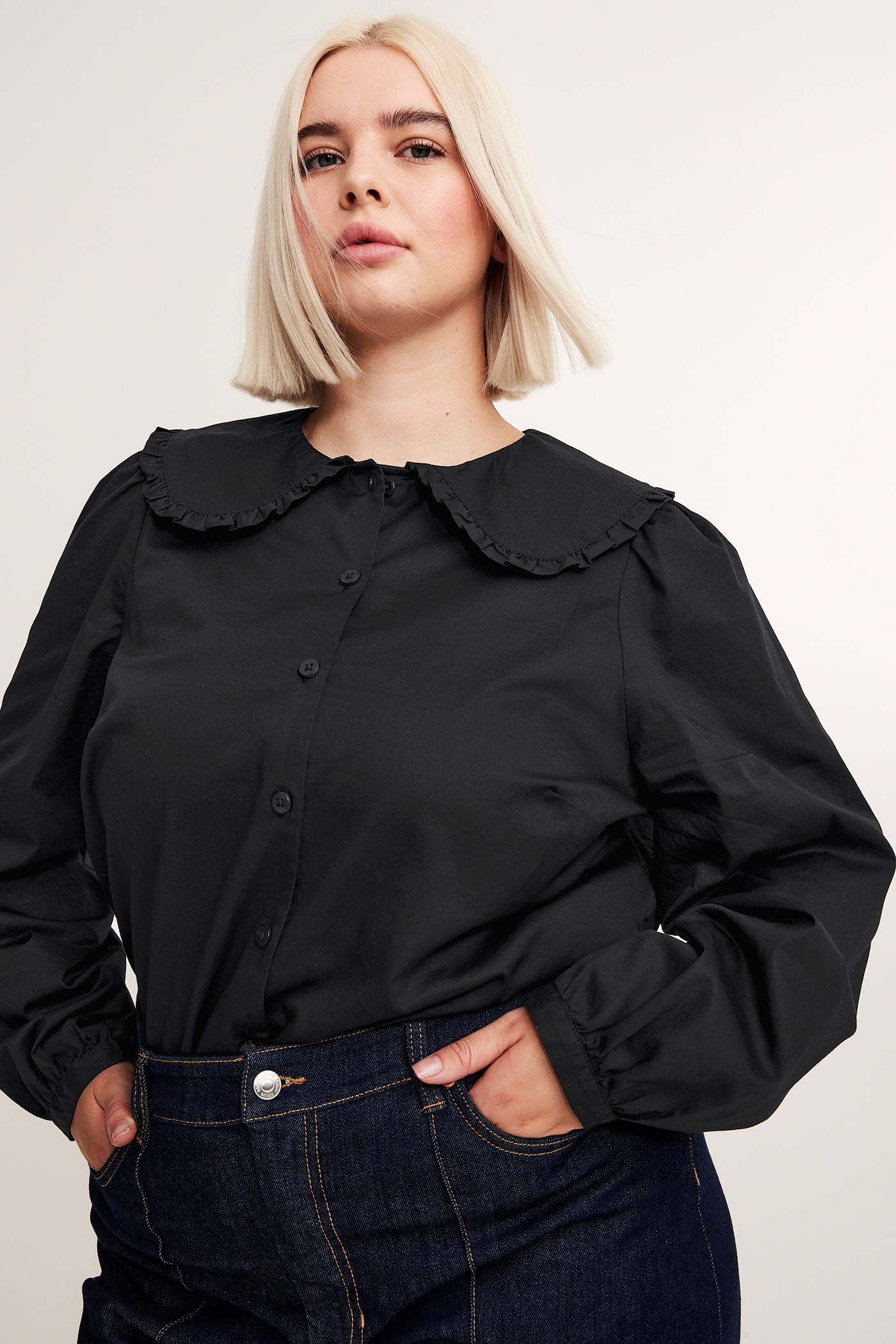 Blus med krage | Svart | Dam | Kappahl