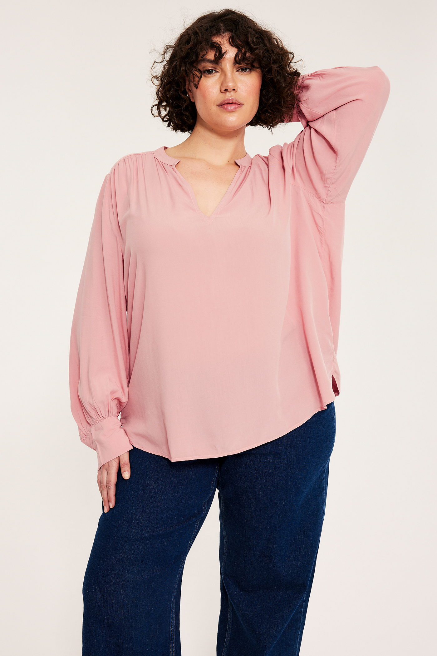 V-ringad blus | Rosa | Dam | Kappahl